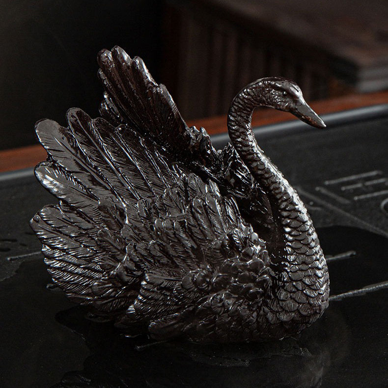 (Set Of Two) Color Changeable Swan Tea Pet – Umi Tea Sets